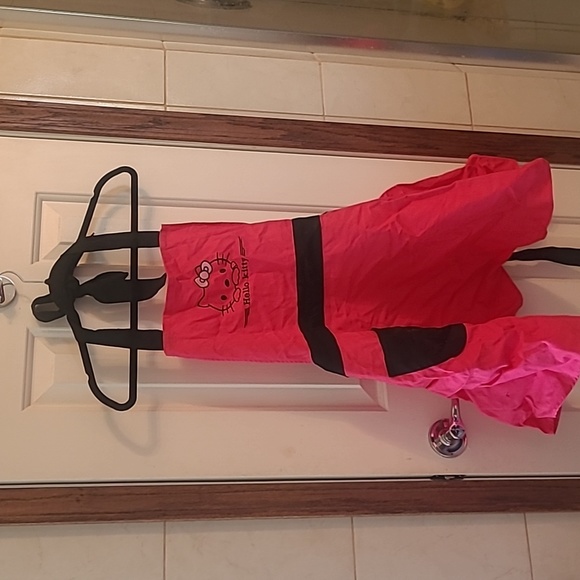 Hello Kitty | Other | Hello Kitty Apron | Poshmark